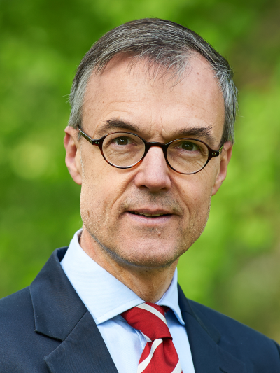 Dr. Albrecht Graf von Kalnein | dfv Euro Finance Group